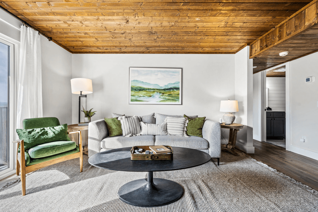 Deer Ridge Mountain Resort - Gatlinburg Vacation Rental Condos